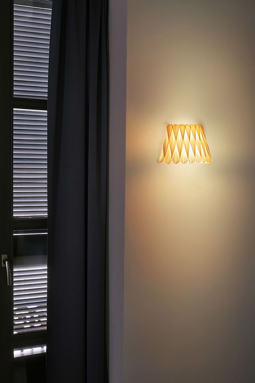 LOLA Handmade wood veneer wall lamp By LZF | design Ray Power