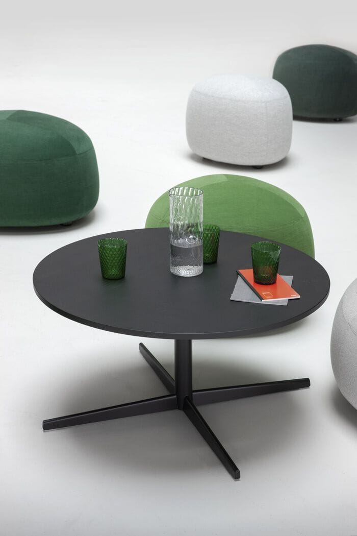 AUKI Round coffee table By Lapalma | design Hee Welling