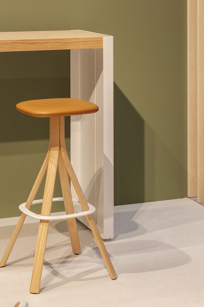 LUSTO Stool By Lapalma | design Karri Monni