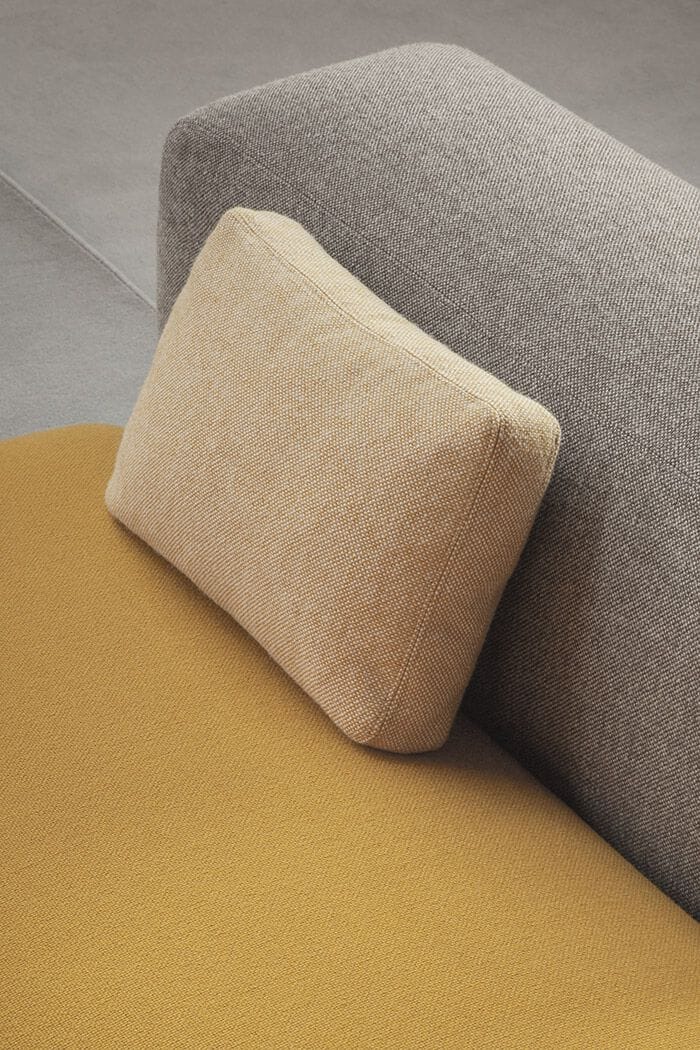 PLUS Modular fabric sofa with removable cover By Lapalma | design Francesco Rota