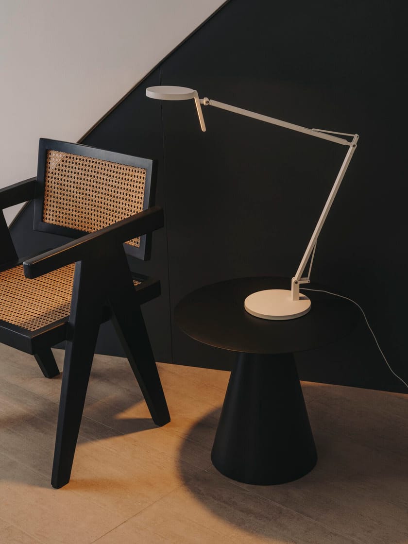 MACA Adjustable LED steel table lamp By LedsC4