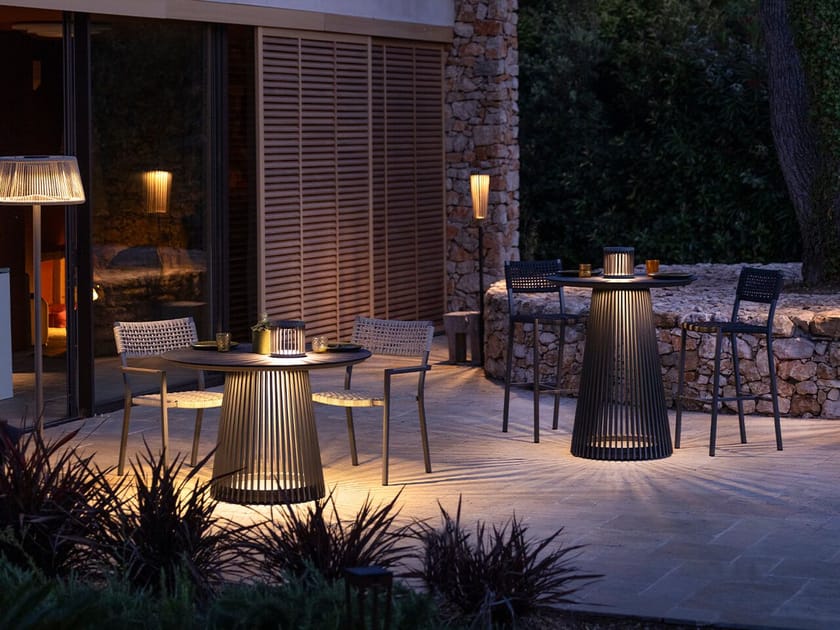 HALO Table By Les Jardins®