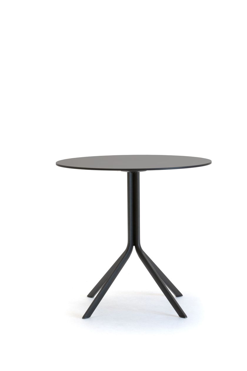 ARTIKA Table By Leyform