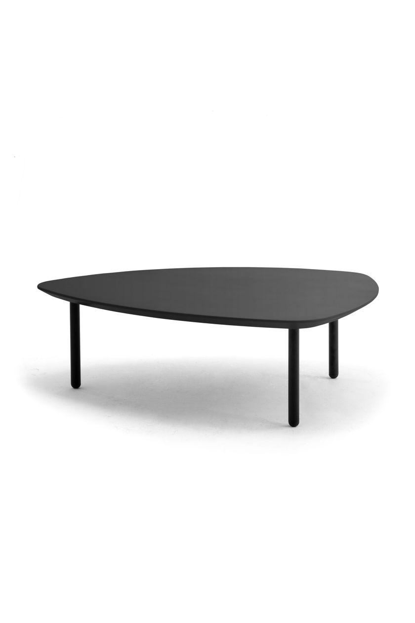 EOS Mesita baja lacada triangular en acero y MDF By Leyform | design ...