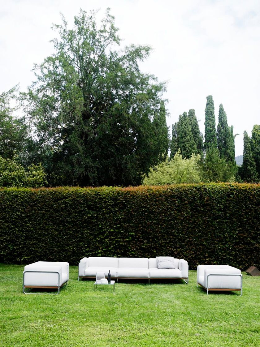 FILO OUTDOOR Garden sofa By Living Divani | design Piero Lissoni