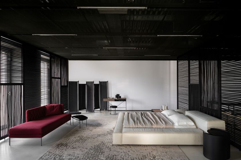 LIPP Tufted fabric day bed By Living Divani | design Piero Lissoni