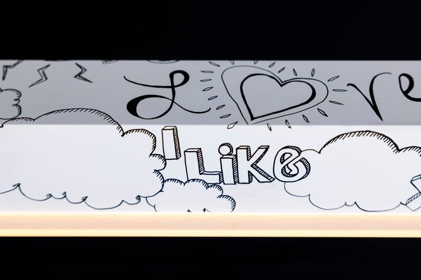 ICON WHITE BLACK 吊灯 By Lumen Lights