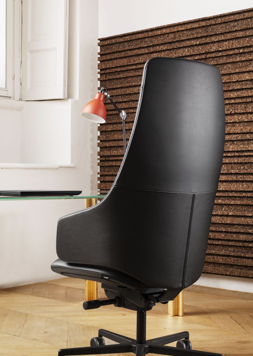 ITALIA Executive chair By Luxy