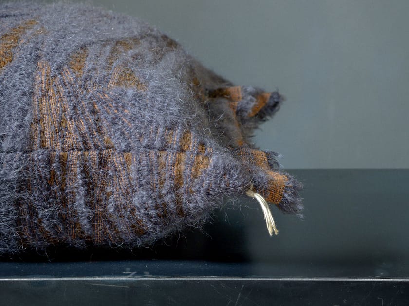 ANGARIA Cojín By The House of Lyria