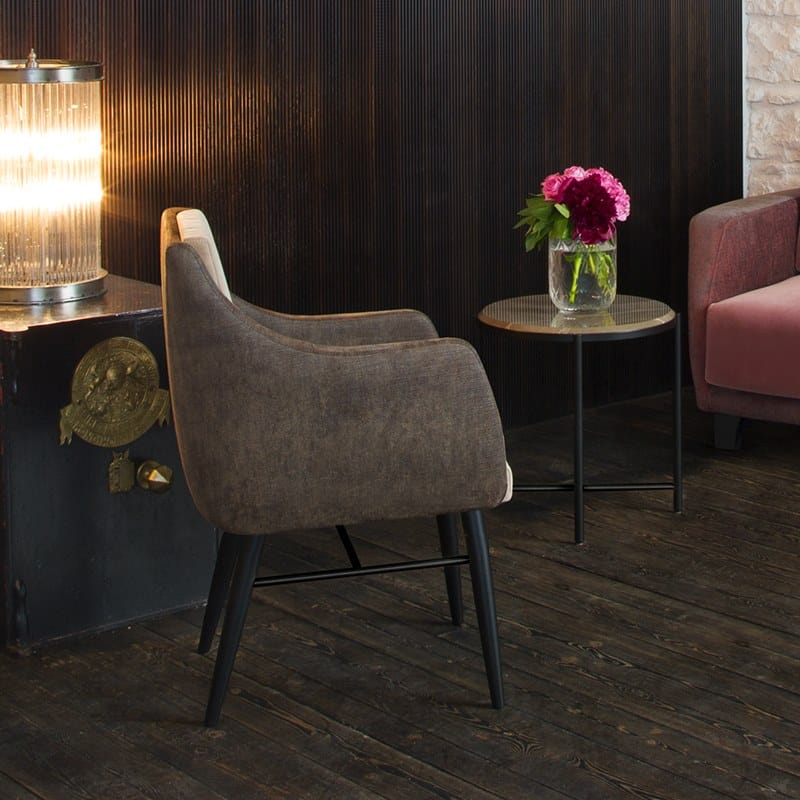 MAGENTA | Chair with armrests Magenta Collection By ALMA DESIGN design ...