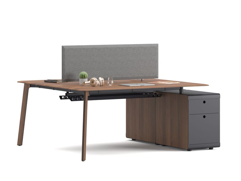 MAGRO Rectangular wooden executive desk with drawers By Ersa