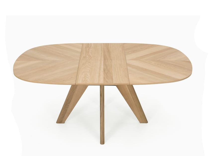 MAIDO SQUIRCLE Extending solid wood dining table By Anesis