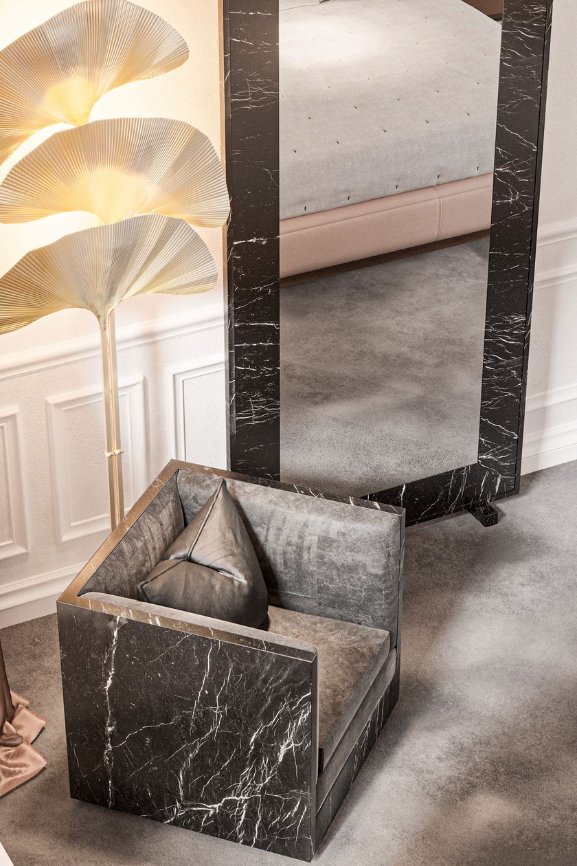 Framed porcelain stoneware mirror MARBLE EFFECT MIRROR By Valsecchi Marmi