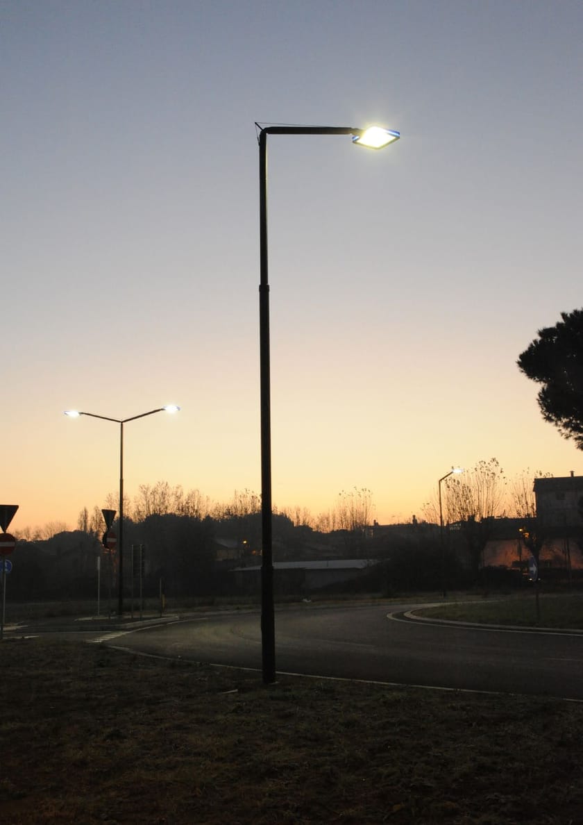 LED street lamp MATAR By Neri design Makio Hasuike & Co