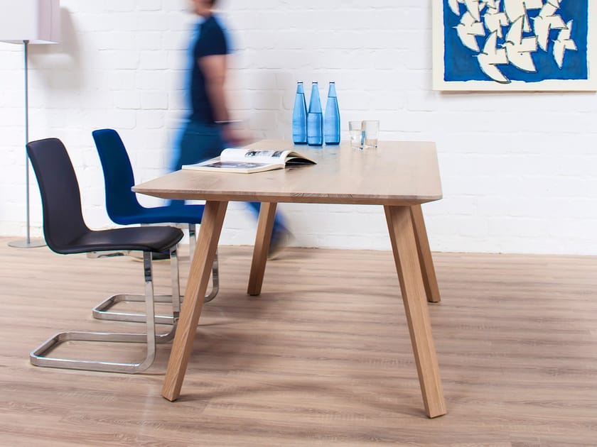 MAVERICK | Rectangular table By KFF design Birgit Hoffmann