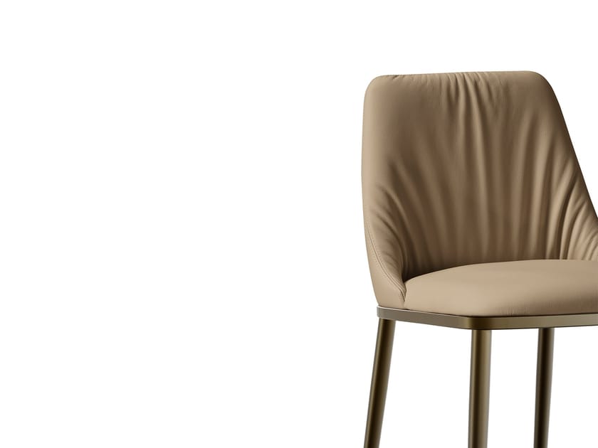 MAX DELUXE High leather stool with back By EFORMA | design Antoy Filips