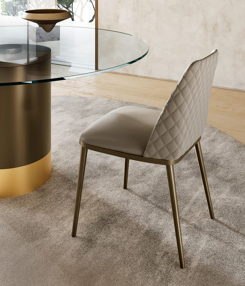 MAX DIAMOND Sedia imbottita in pelle By EFORMA | design Antoy Filips