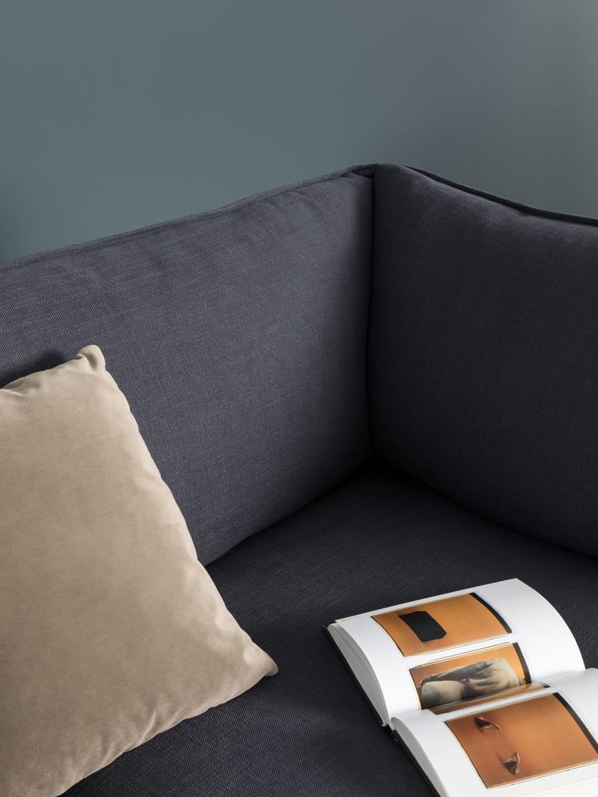 MAX Modular sofa with chaise longue By SP01 | design Metrica