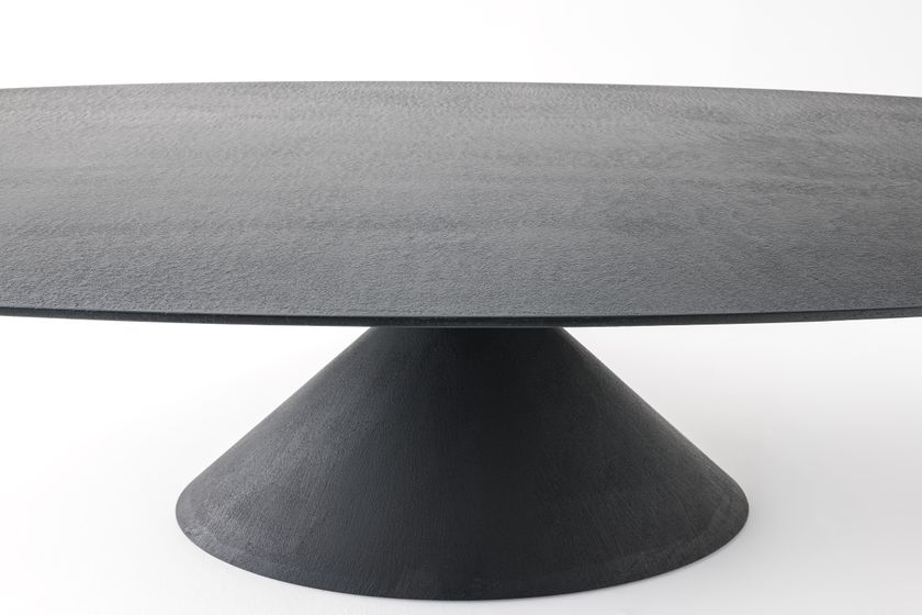MAXI CLAY Mesa By Desalto | design Marc Krusin