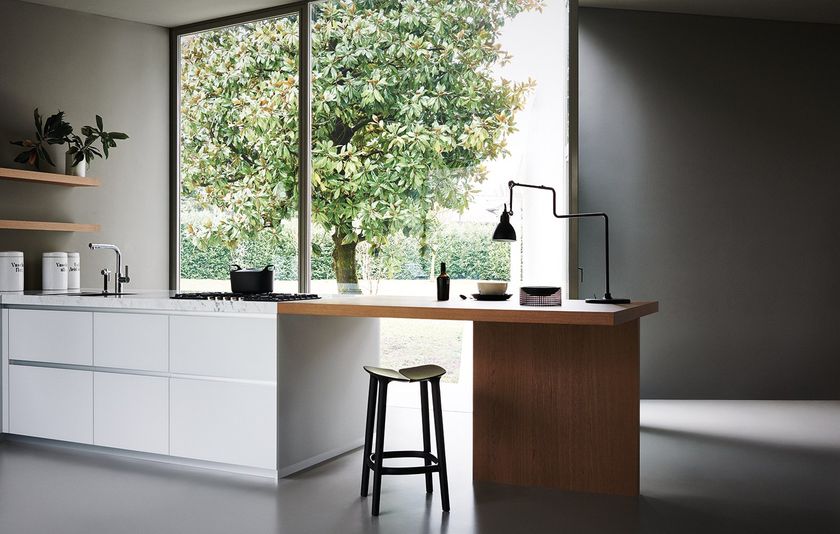 Etched glass and oak fitted kitchen with island MAXIMA 2.2 ...