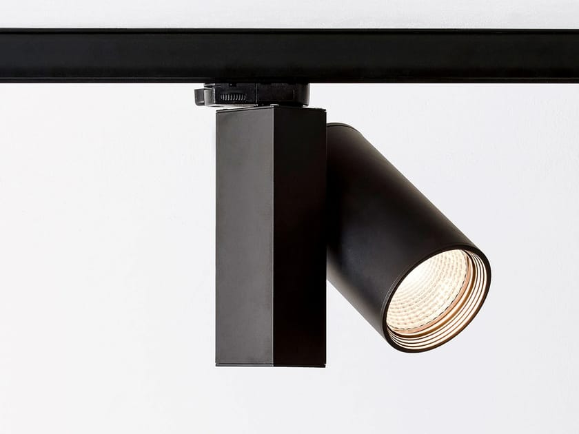 MEGA TRACK Track-Light By HER