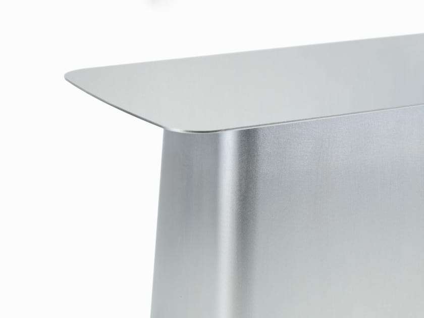 Powder coated steel garden side table METAL SIDE TABLE OUTDOOR By Vitra ...