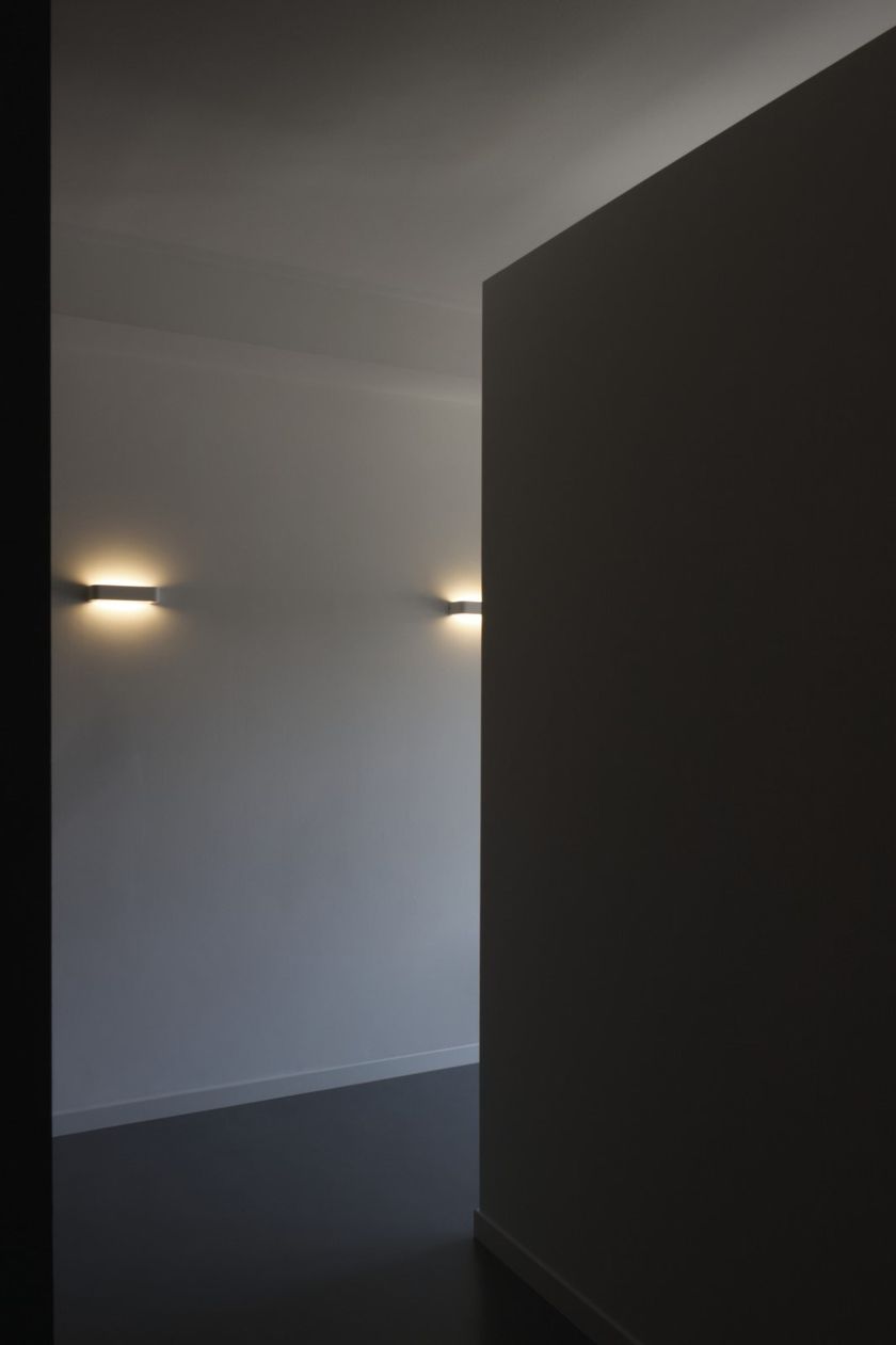 METOO LED aluminium outdoor wall lamp By DIOMEDE