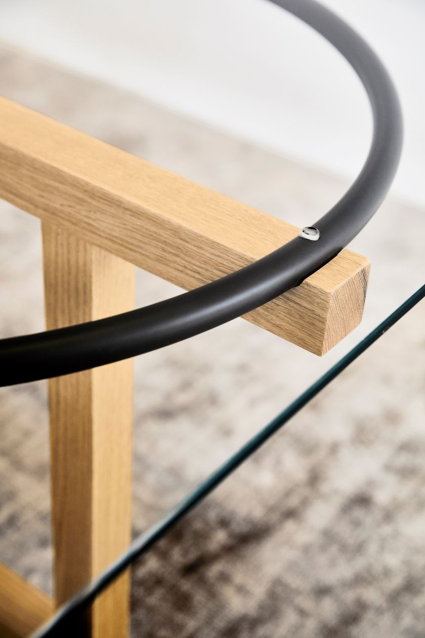 MIMICO Tavolo ovale da pranzo in legno By Crassevig | design ITCH
