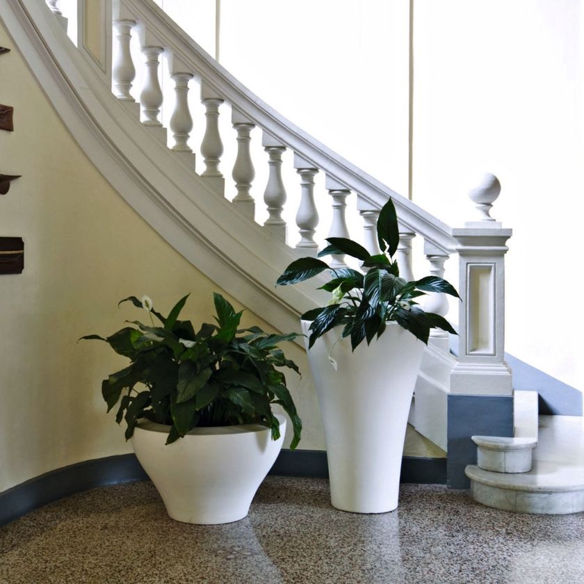 MING | Vaso da giardino alto By Serralunga design Rodolfo Dordoni