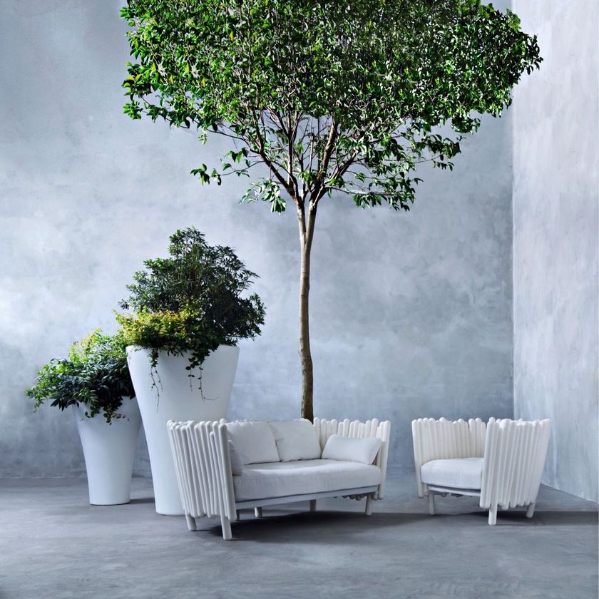MING | Vaso da giardino alto By Serralunga design Rodolfo Dordoni