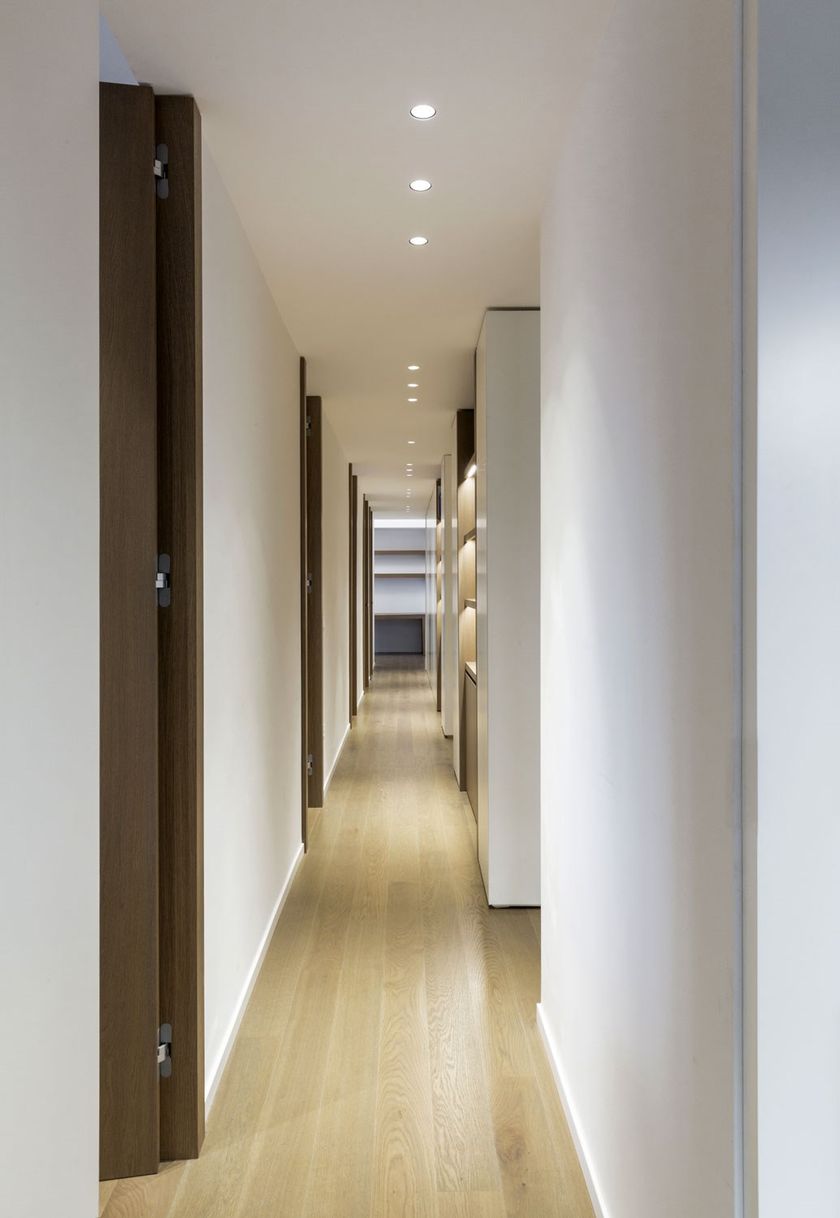 MINI DEEP RINGO Spotlight By Delta Light