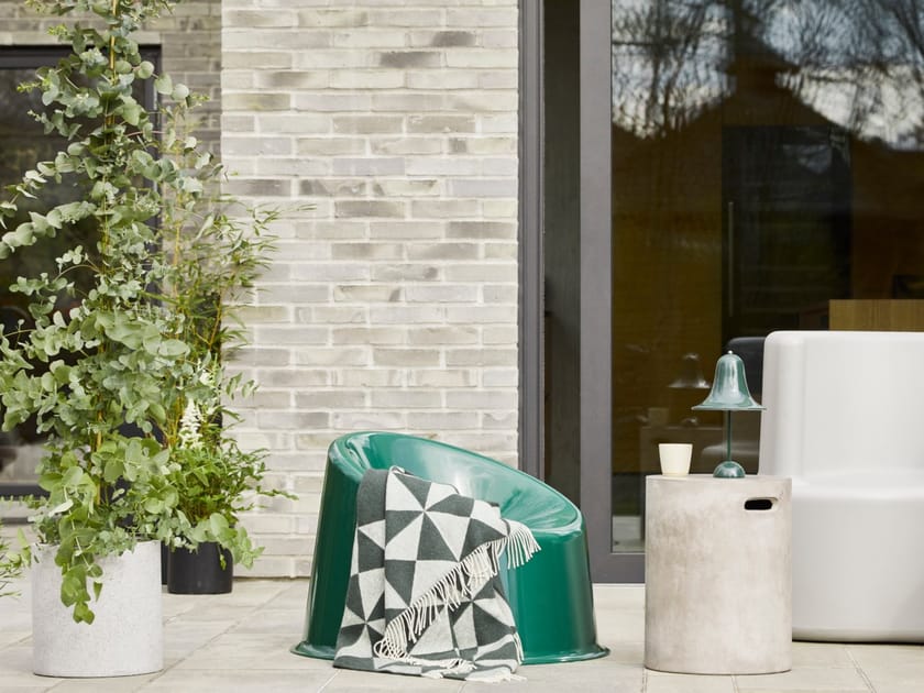 Plaid con motivi grafici in lana MIRROR THROW By Verpan design Verner ...