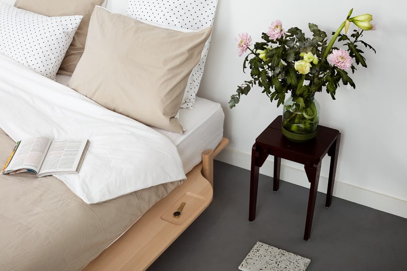 Beech double bed MODEST - TYPE 2 By Loof