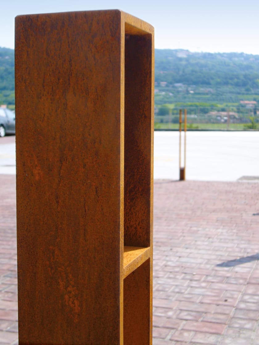 MOKA | Bollard Corten™ bollard post with base plate By Metalco | design ...