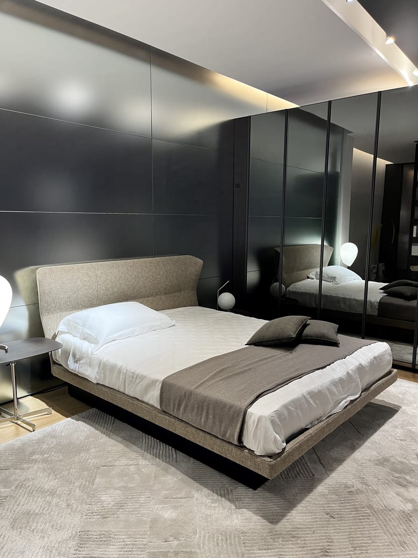 MOLTENI - AZUL 床 By In Stock 设计师Nicola Gallizia