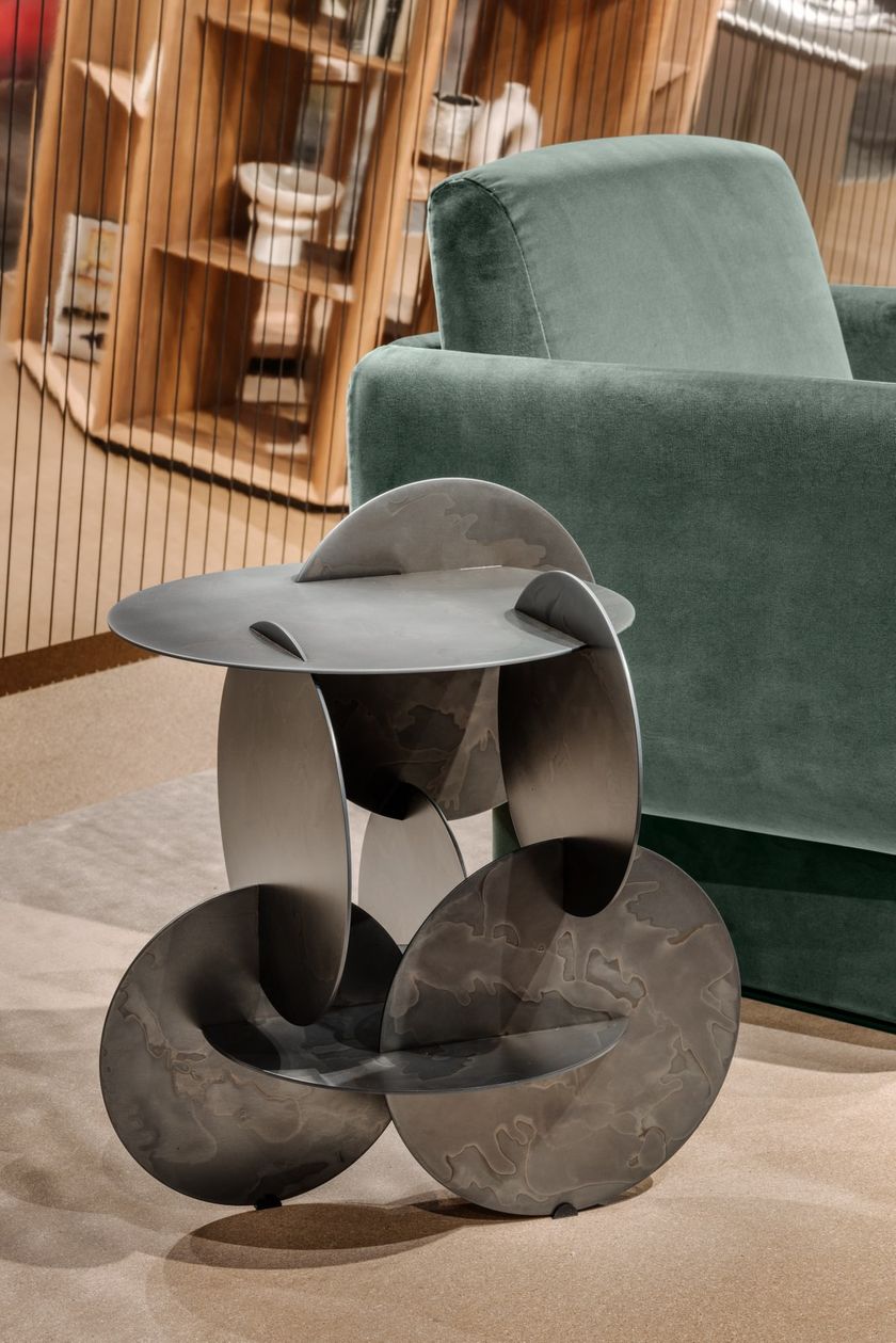 MONETE Metal coffee table By Gallotti&Radice | design Massimo Castagna