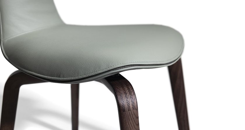 MONTERA MAS | Leather chair By Poltrona Frau design Roberto Lazzeroni