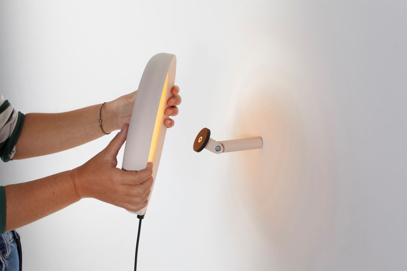 MOOD M-4066 Adjustable wall lamp By Estiluz | design Nahtrang