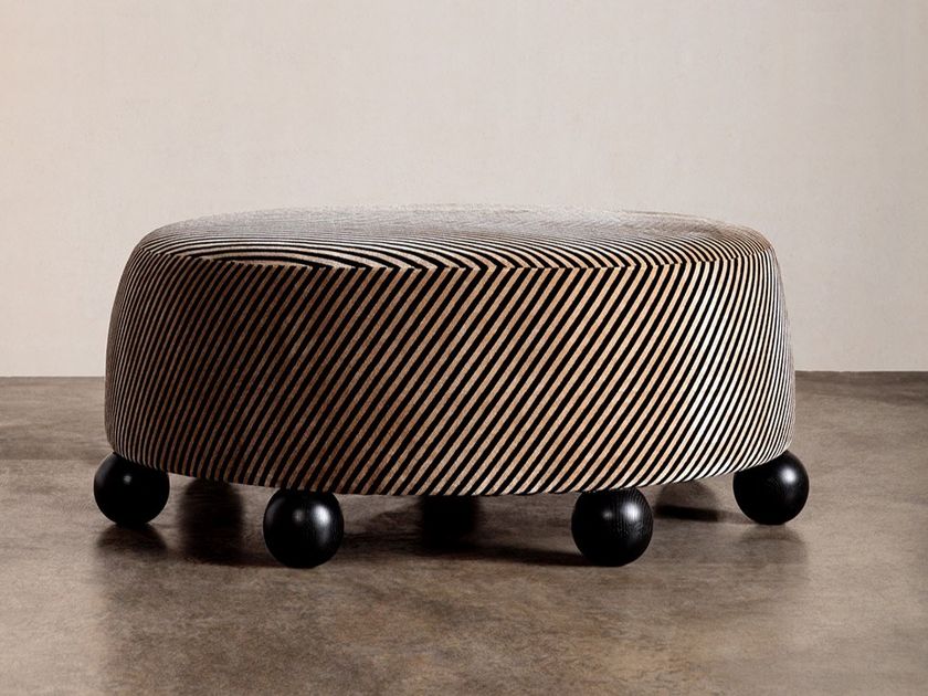 MORRO | Round pouf By Kelly Wearstler