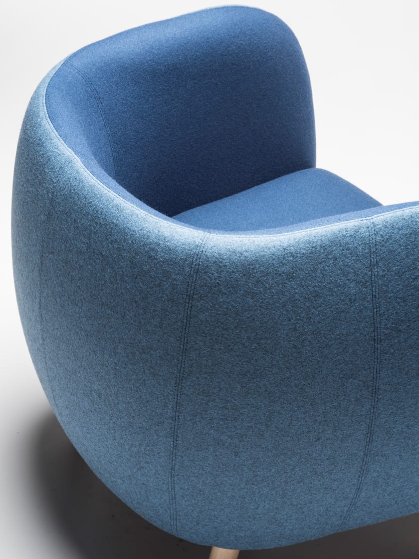 MOUSSE P Easy chair By CHAIRS & MORE