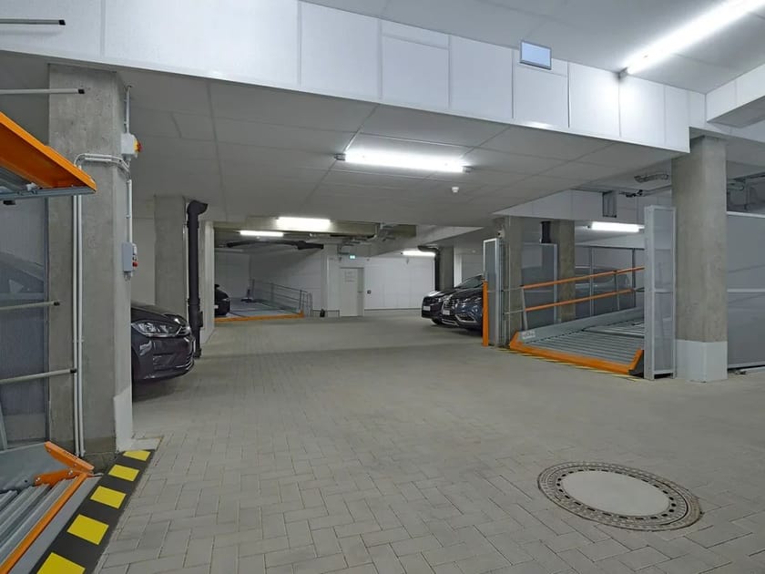 SISTEMA DI PARCHEGGIO MULTIBASE 2042 Sistema di parcheggio automatico By CARMEC