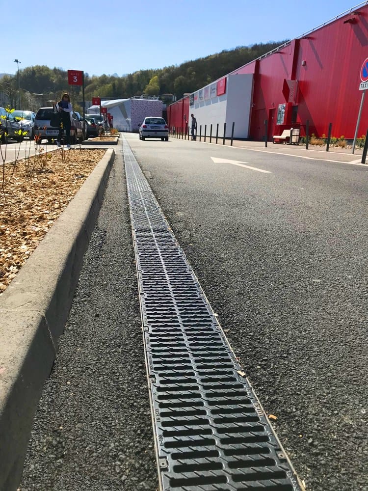 MULTIV+ Drainage channel and part By ULMA Architectural Solutions