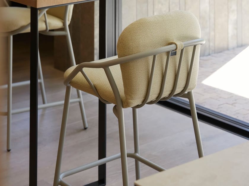 NANSA High garden stool By MUSOLA | design Santiago Sevillano