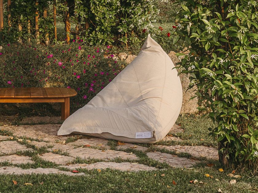 RANDA Garden armchair By Maanta
