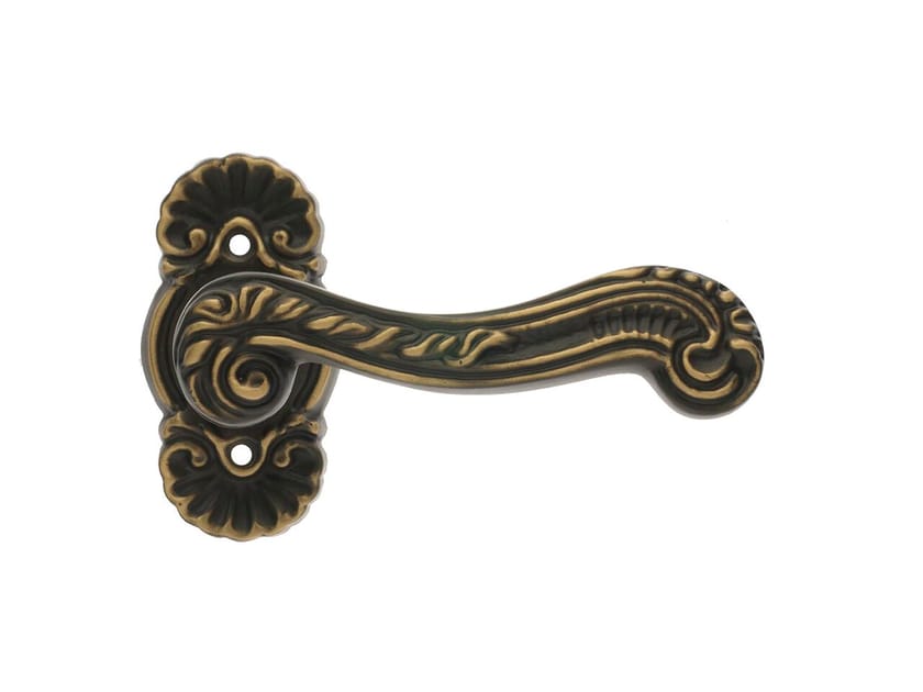VICTORIA Brass door handle with lock on rose By Manital