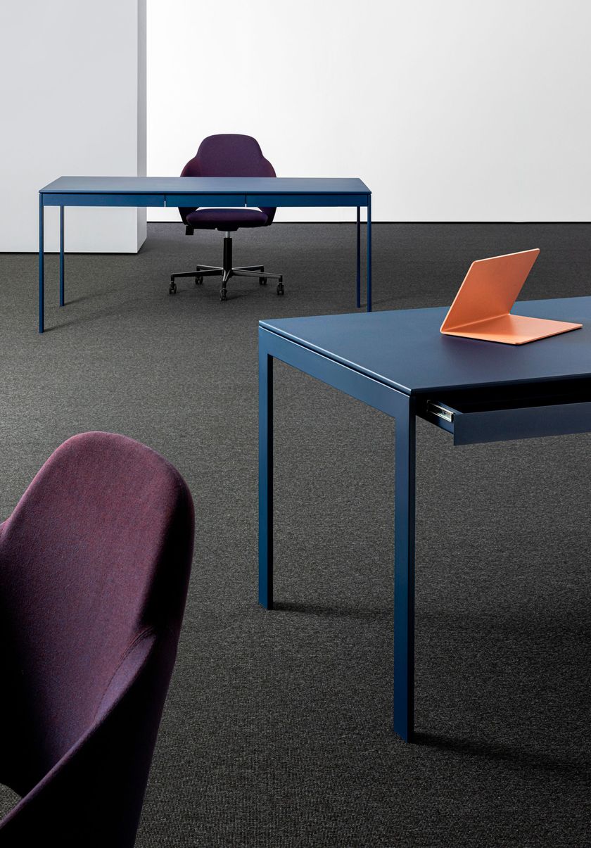 FOIL DESK Rectangular metal writing desk with drawers By Mara