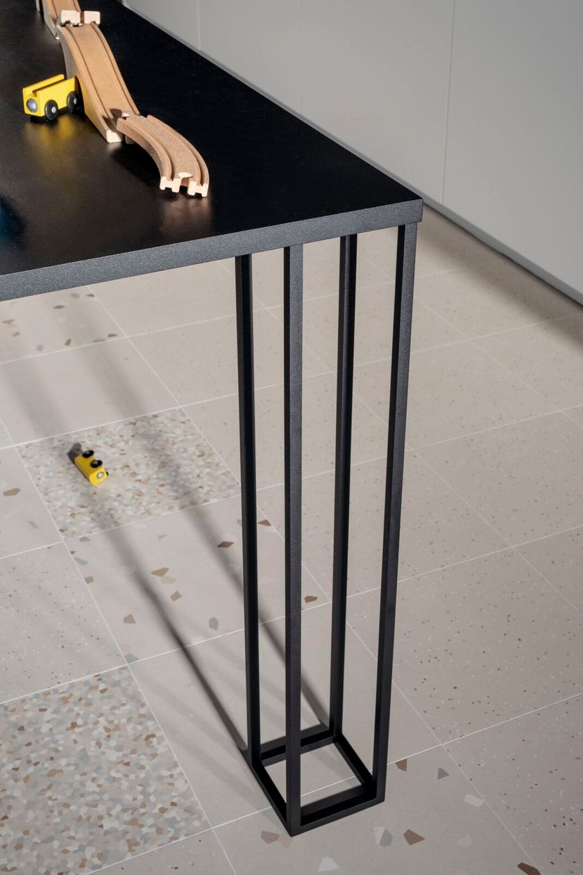 XYZ Table By Ripa
