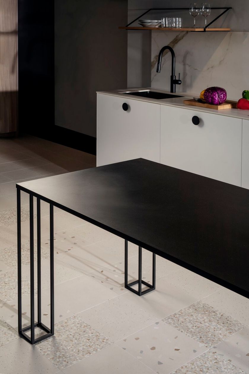 XYZ Table By Ripa