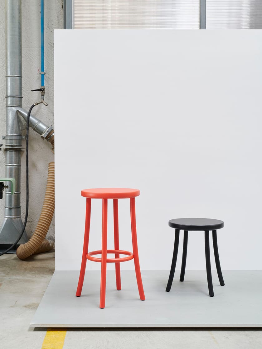 MC18 ZAMPA Stool By Mattiazzi