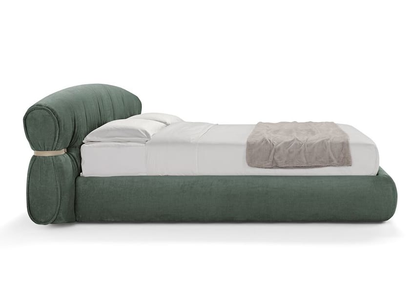 BONBON 床 By Max Divani